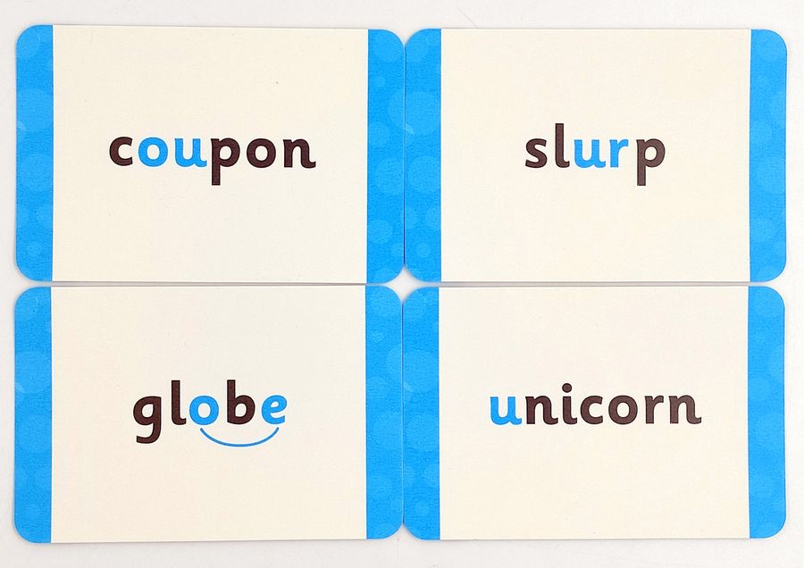 Read with Oxford Stages 2-3 Biff, Chip and Kipper My Phonics Flashcards